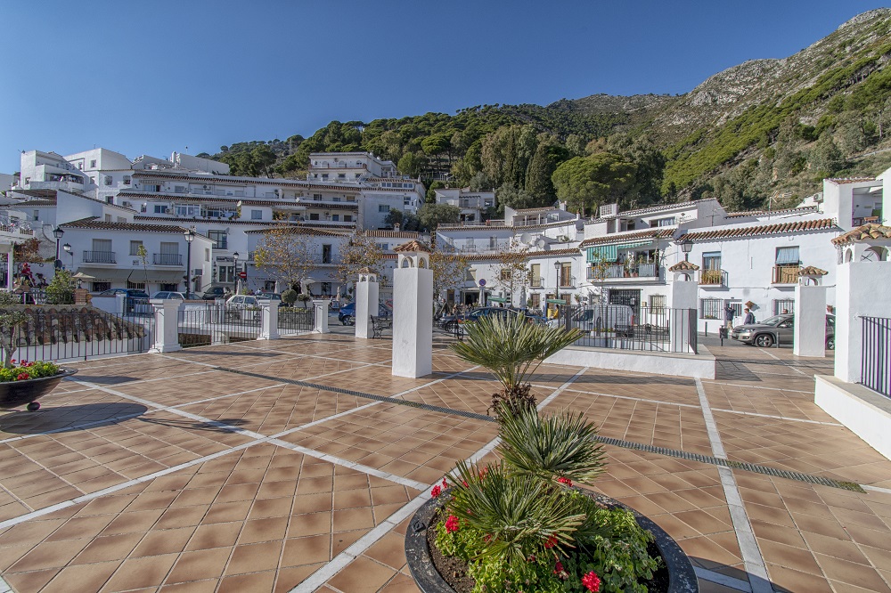 The Area of Mijas - Villas in Mijas Spain
